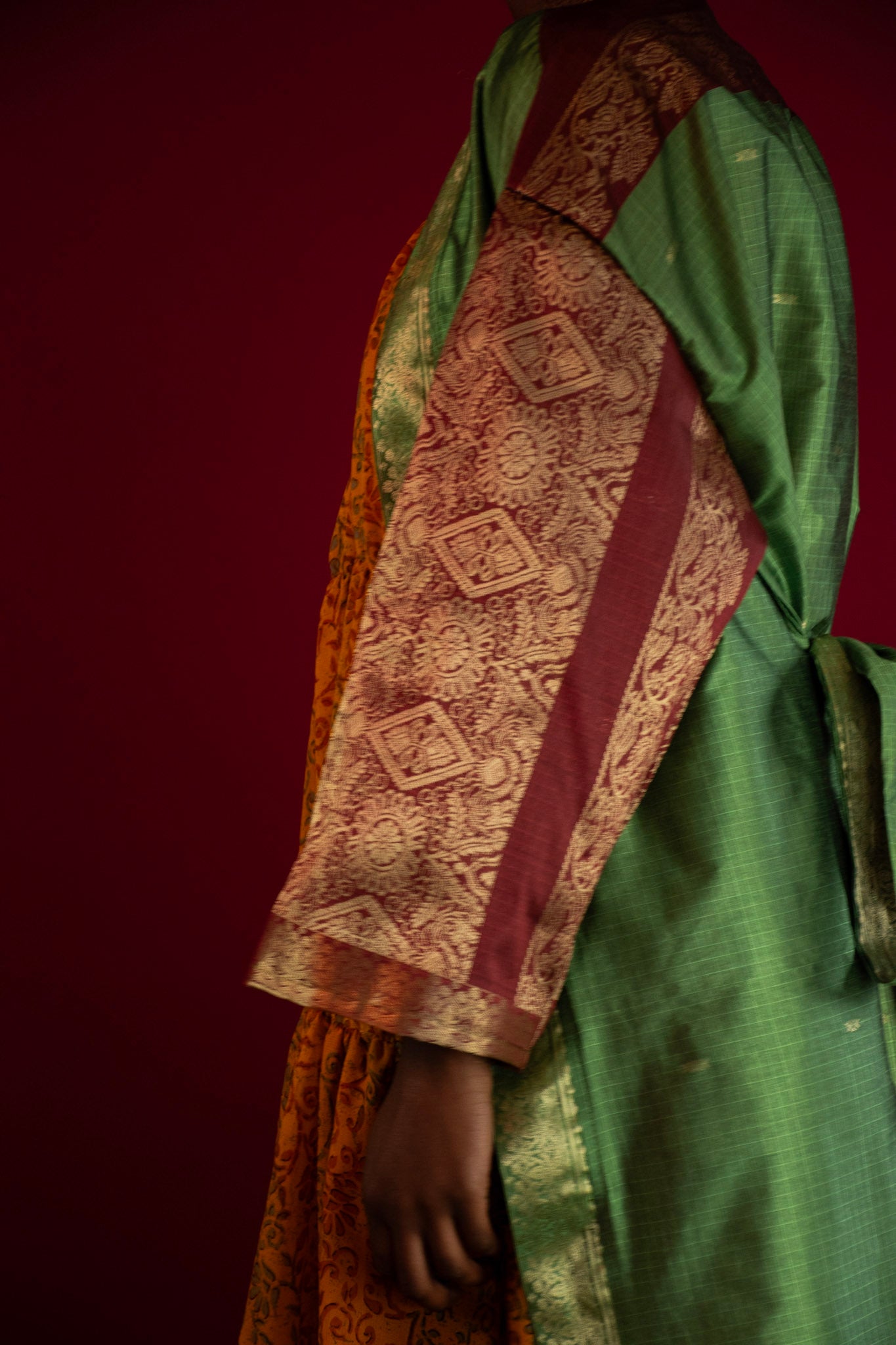 The Meridian 2/2 – Sari for Change